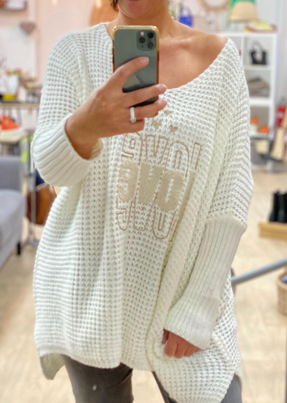 Pull col v modèle Lyne grosse maille oversize